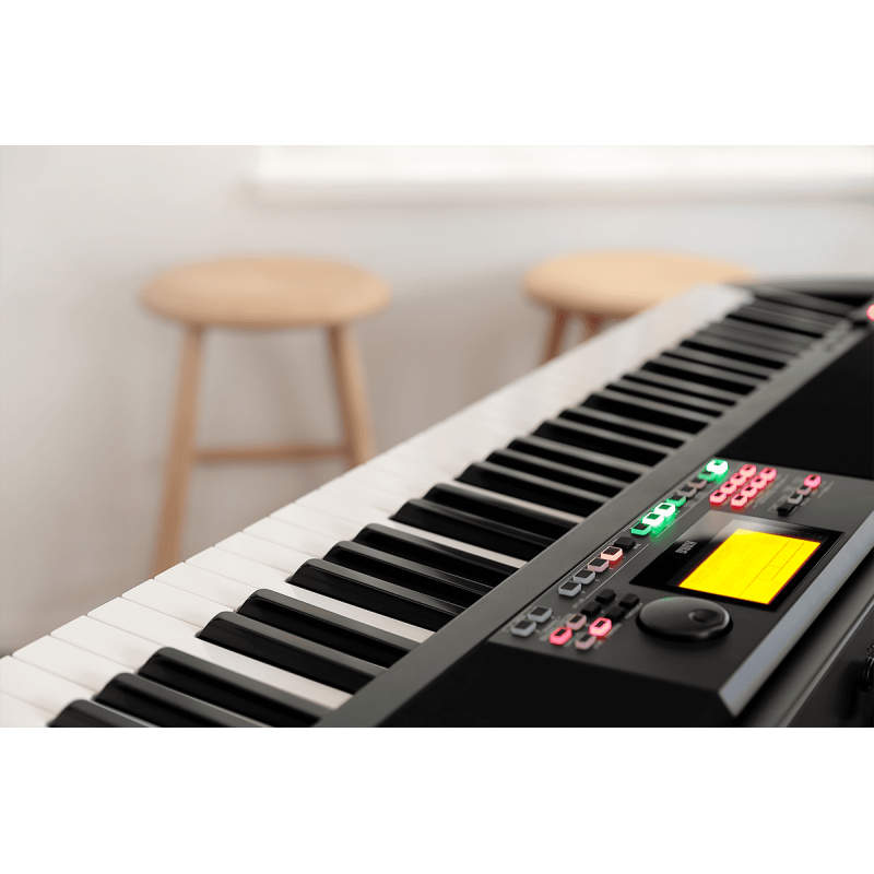 KORG XE20SP : LE PIANO ARRANGEUR PORTABLE AVEC SON STAND